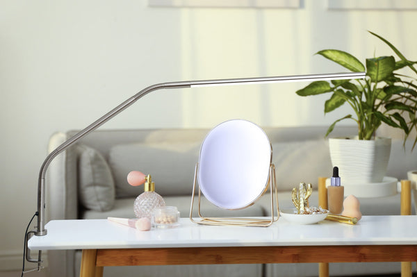 daylight table lamps