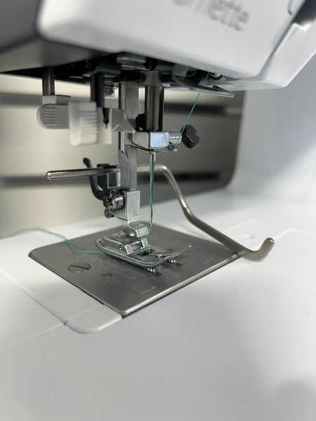 bernette Right Seam Guide for the b33, b35, b37 and b38 – Aurora Sewing ...