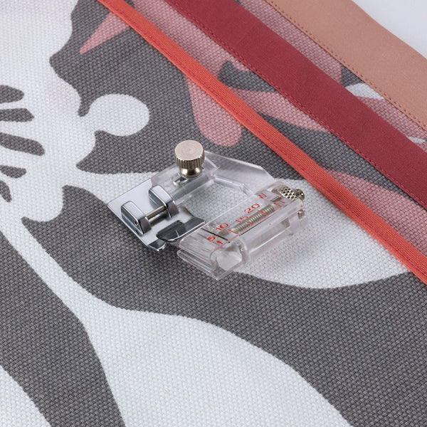 Brother Adjustable Binder Foot - SA198 – Aurora Sewing Center