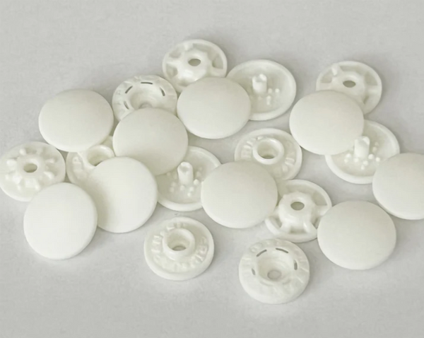 Tool-Less Plastic Snap Fastners 13mm - White – Aurora Sewing Center