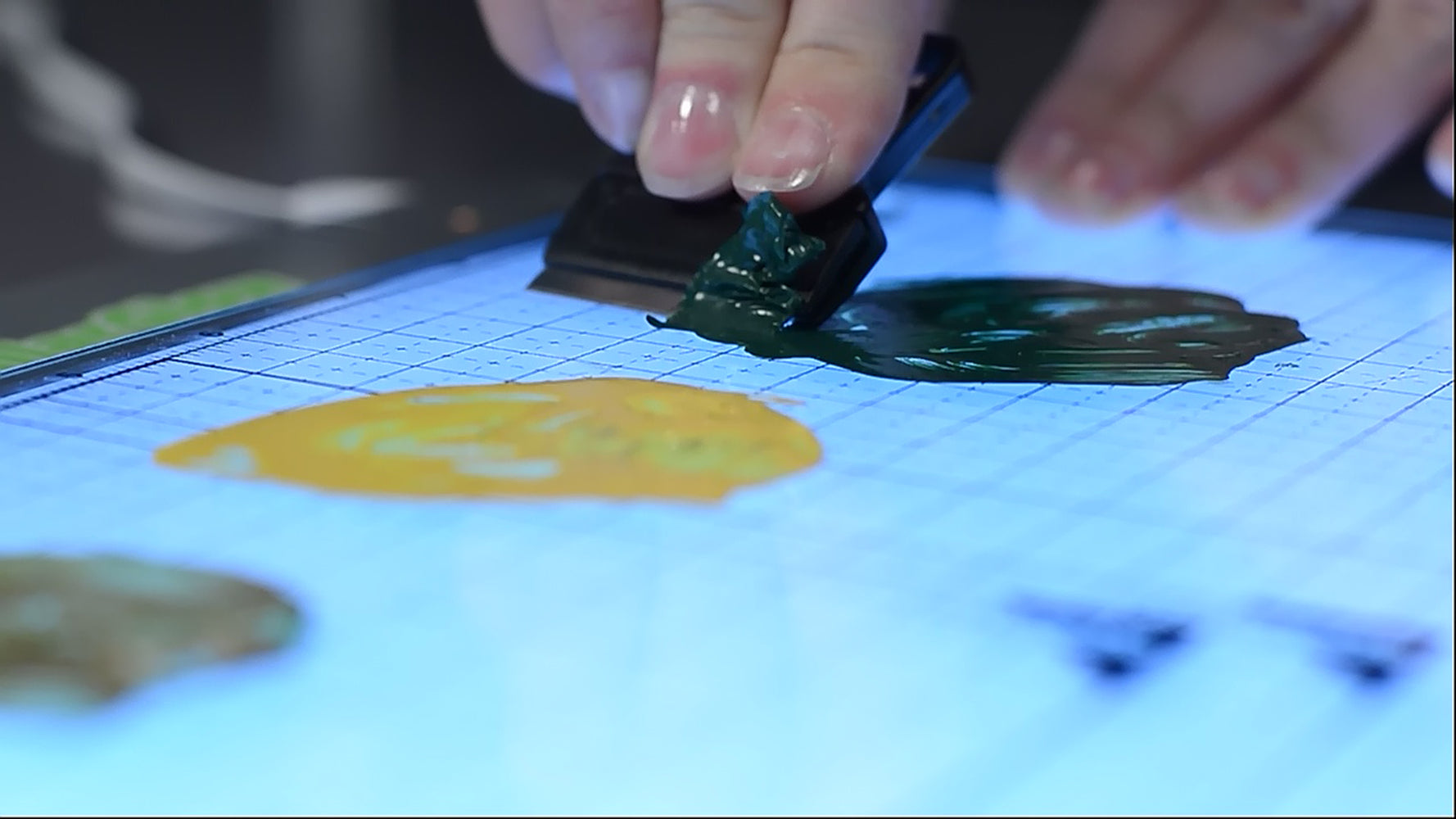 Cutterpillar Tempered Glass Add-on for Glow Basic and Premium 17" x 12 ...